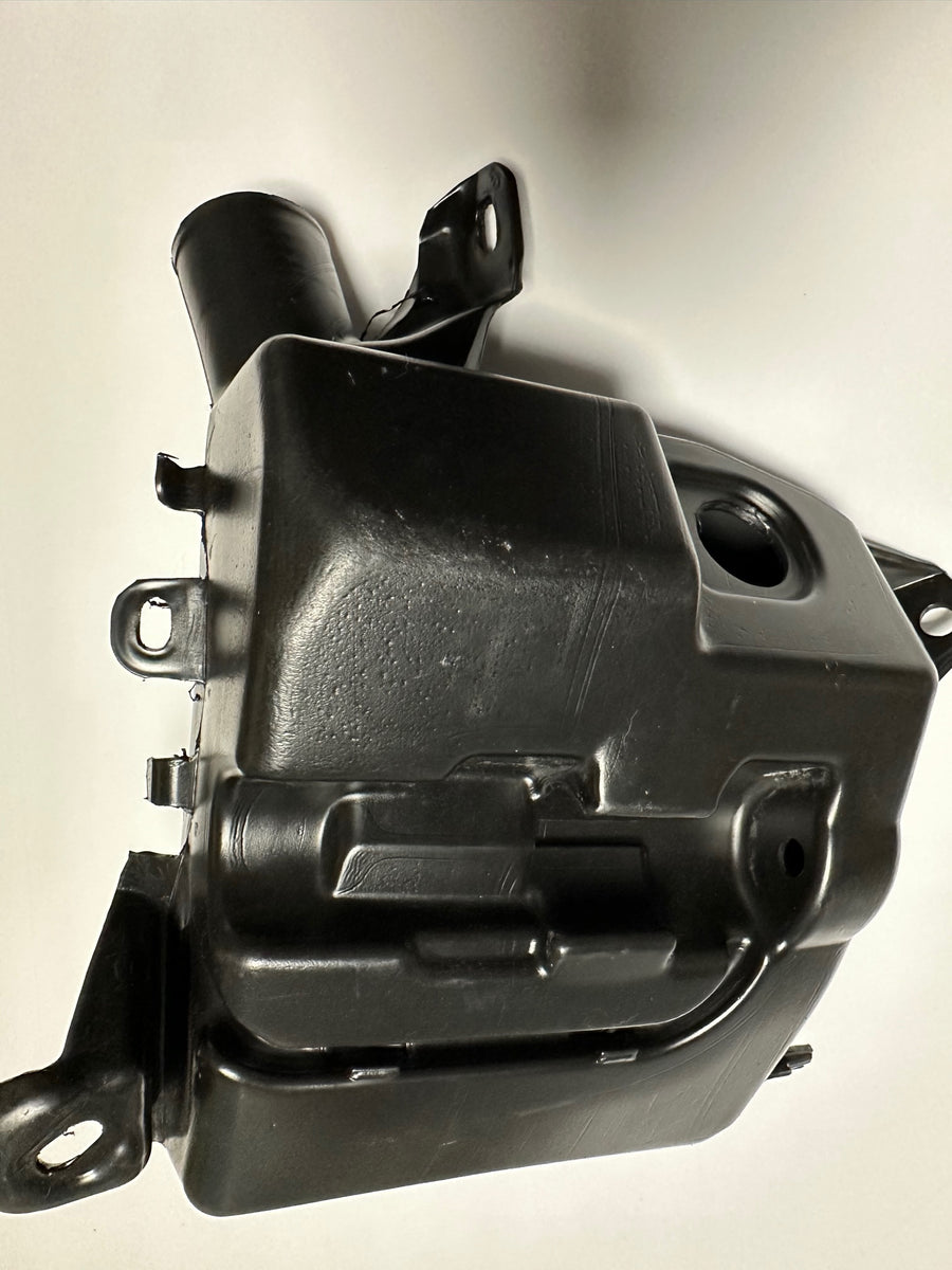 Tesla Model Y Wiper Washer Reservoir Tank With Filler Neck, 2020-2024